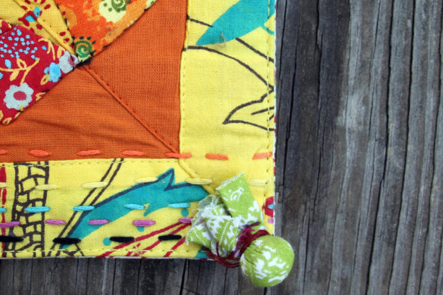 How to decorate saree from fabric pompom – Art & Craft Ideas